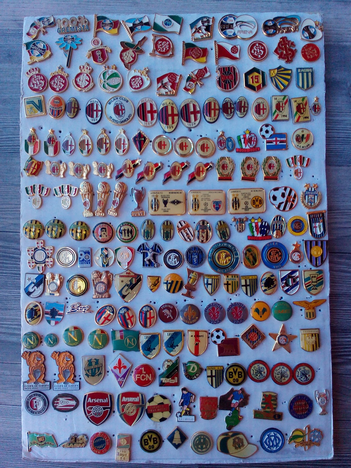 Intercanviolimpic: Renovando pins hoy futbol...