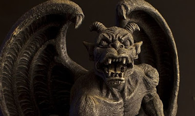 ¿DE DONDE VIENE LAS GARGOLAS?