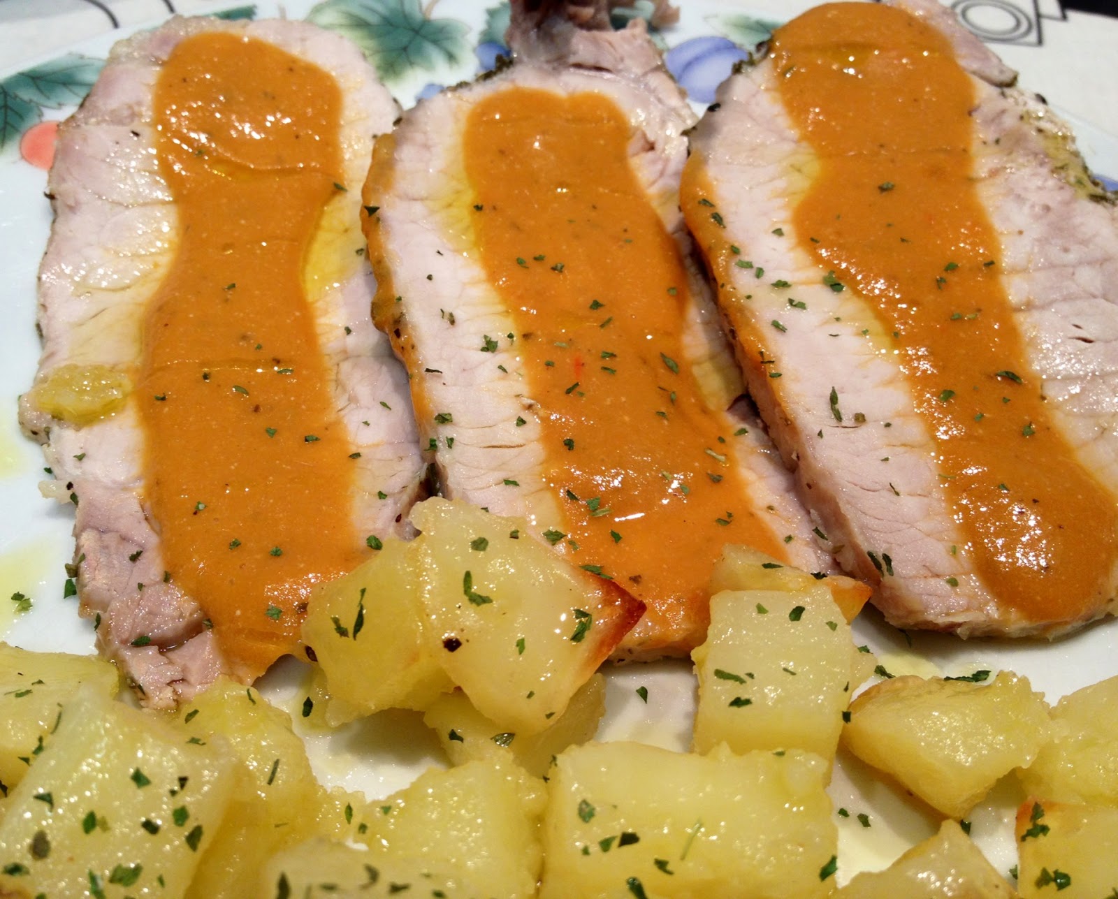 Lau Recetas: Lomo a Sal con Salsa de Verduras.