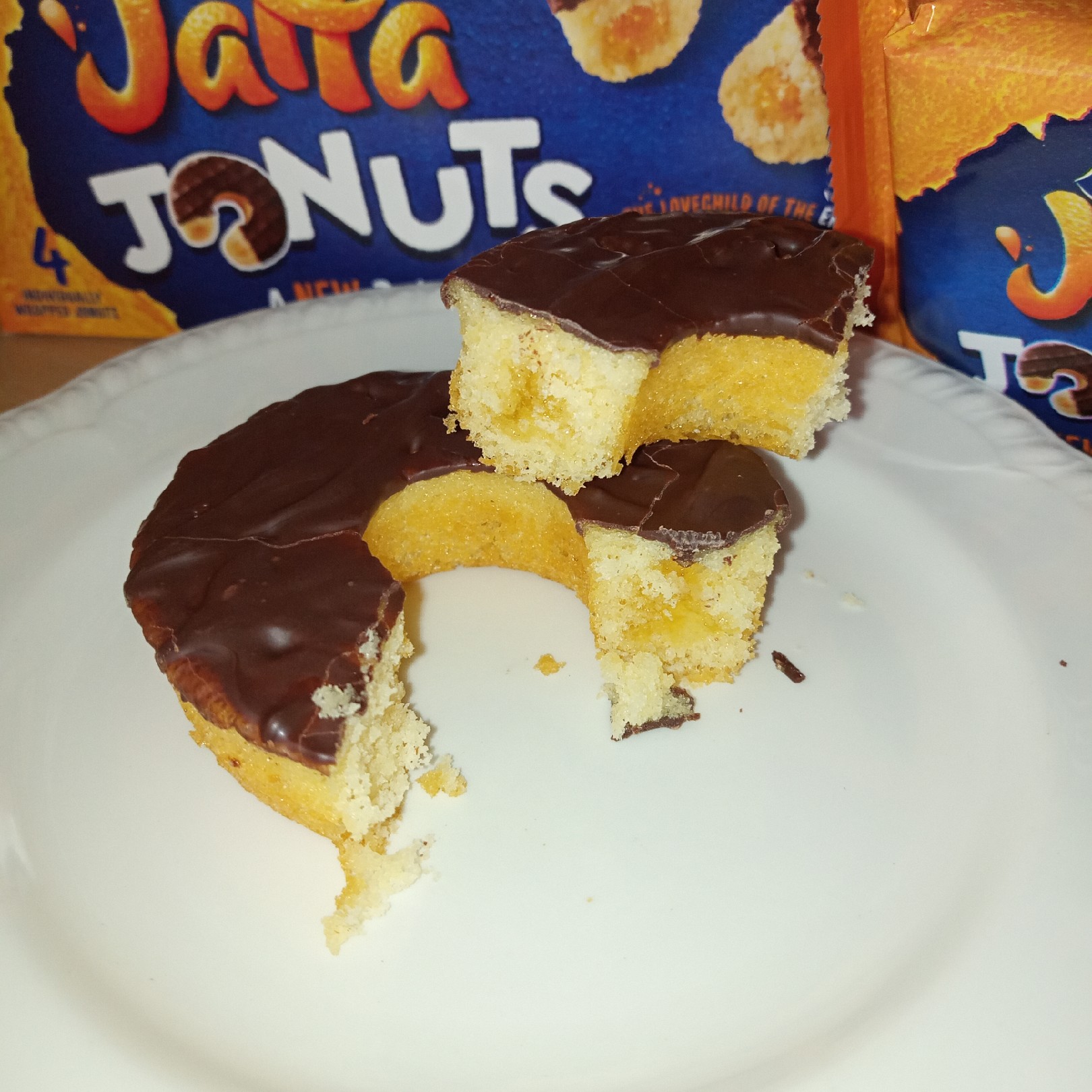 Supersupergirl's Food Reviews: McVities New Jaffa Jonuts £2.20 at Tescos
