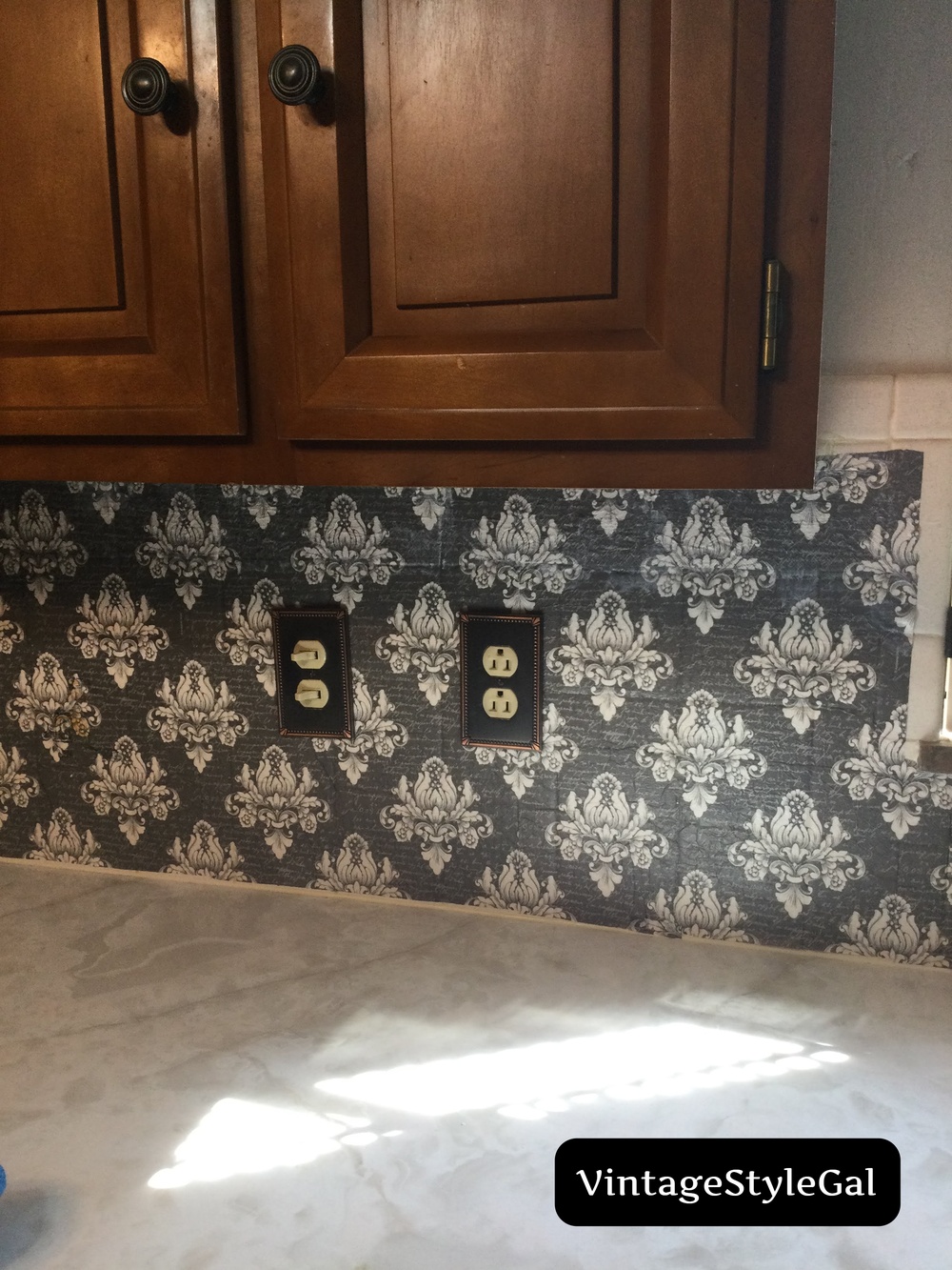 How to update backsplash in kitchen | Vintage Style Gal