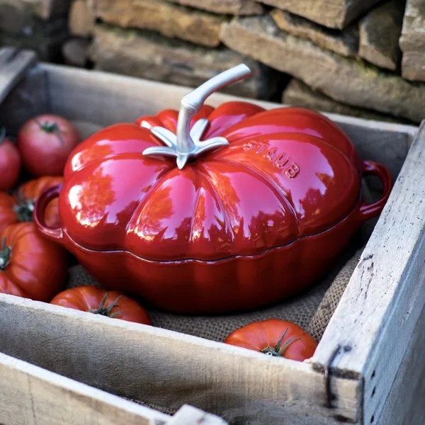 Las nuevas “Cocottes” de STAUB abren una ventana a la huerta