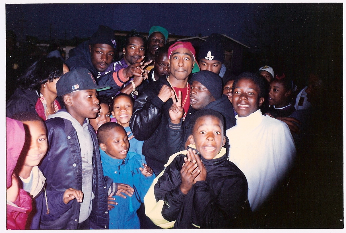 2PACFAN BLOG - Notícias & Downloads: 1993 - 2Pac & Fans