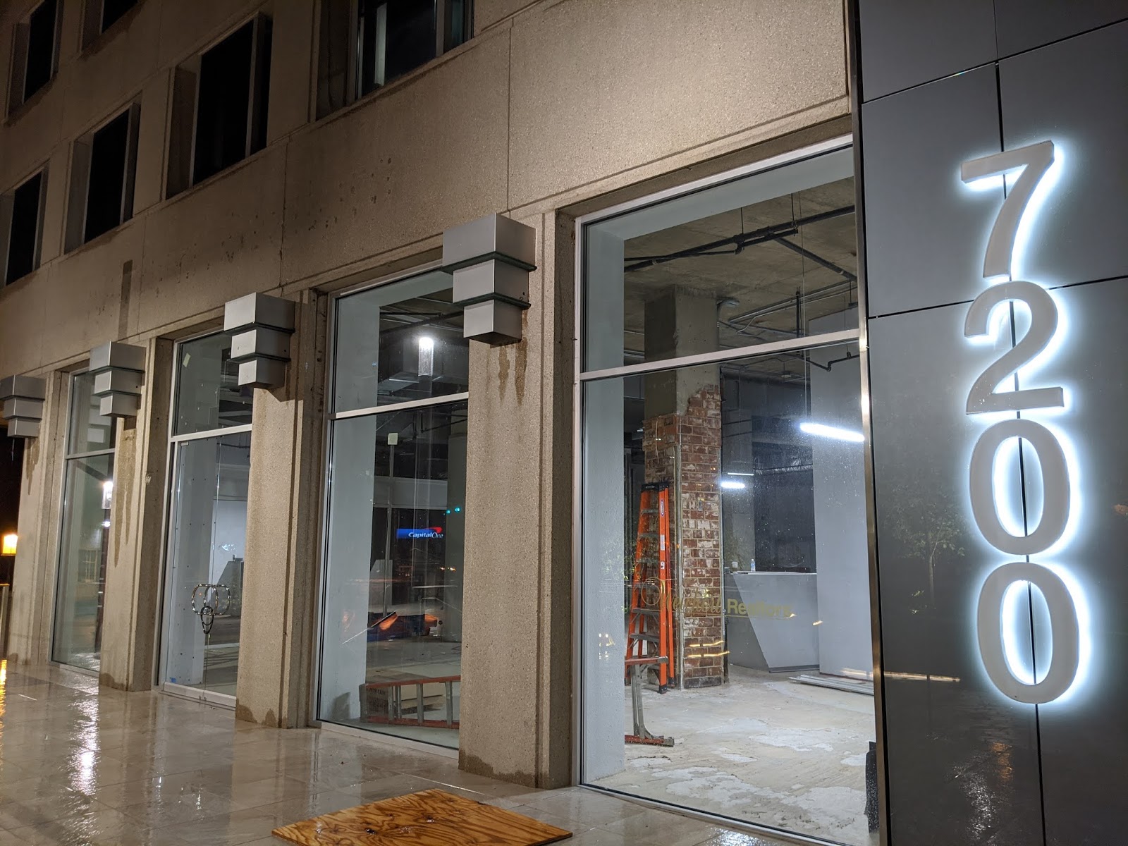 Robert Dyer @ Bethesda Row: Redesigned plaza at 7200 Wisconsin Avenue ...