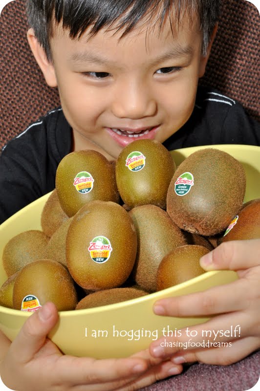 CHASING FOOD DREAMS: Zespri Kiwi Amazing Challenge: Here’s to 14-Day ...