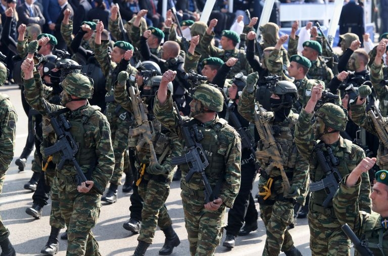 Μόνο οι στρατιωτικές παρελάσεις θα γίνουν στις 25 Μαρτίου και θα ...