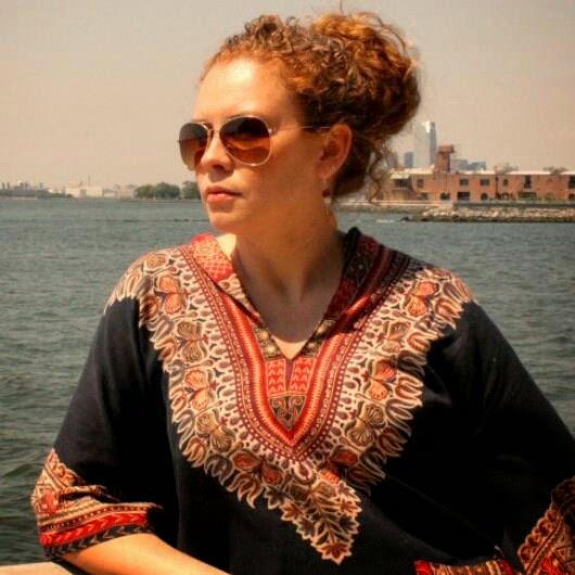 REDSIRENS: Featured Artist: MIA ROMAN