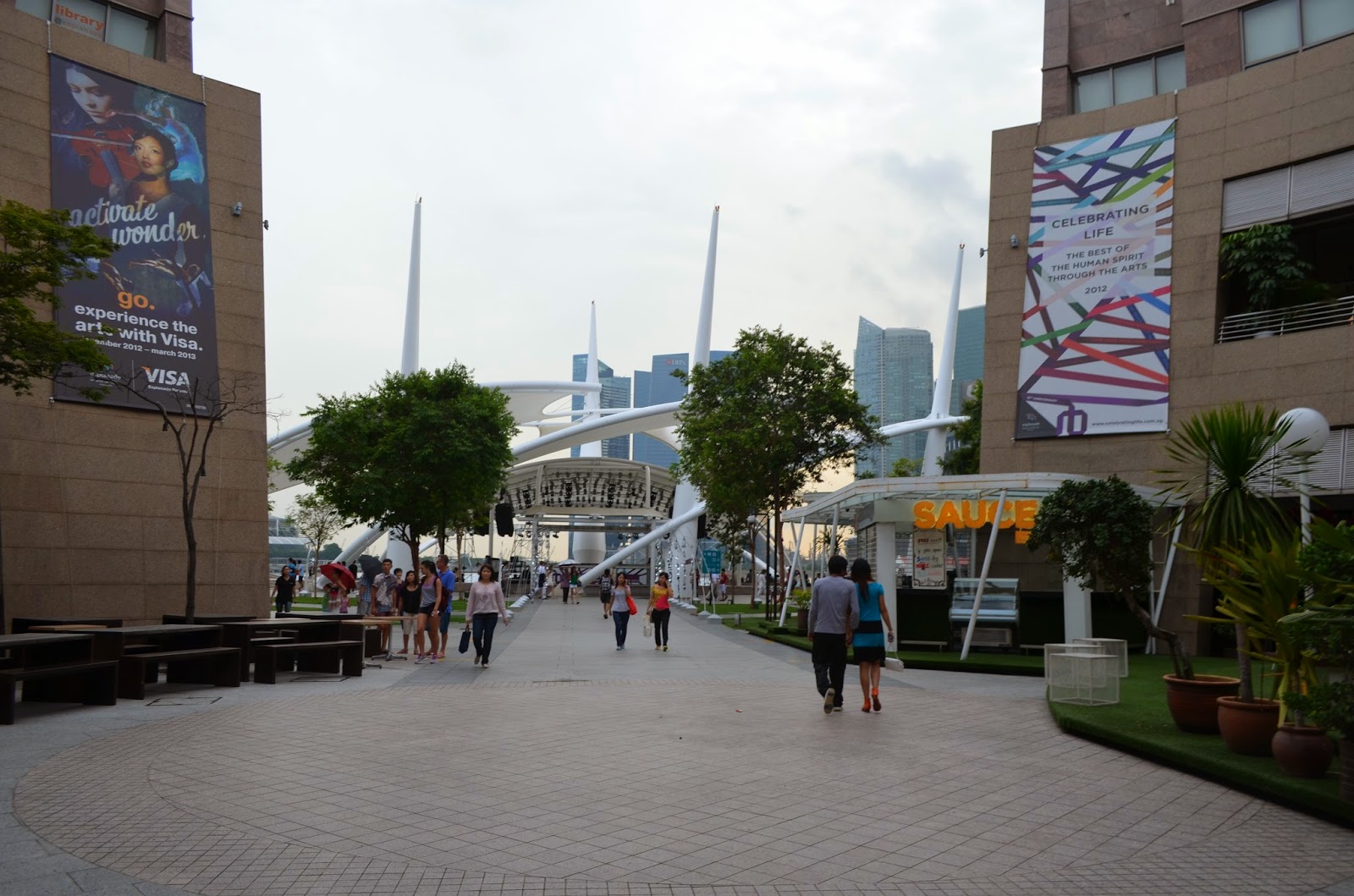 Our Journey : Singapore Esplanade Mall - Theater on the Bay