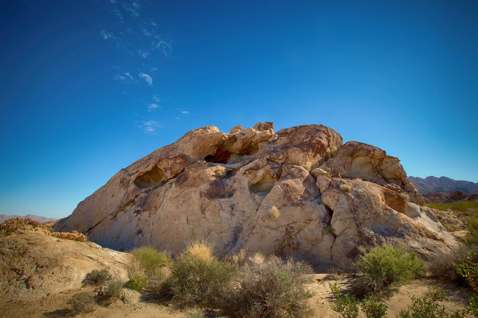 Spare Parts and Pics: Shadow Arch