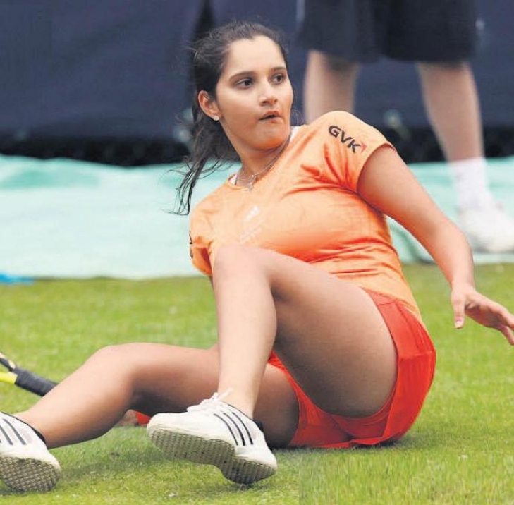 Long Tennis Sania Mirza Hot