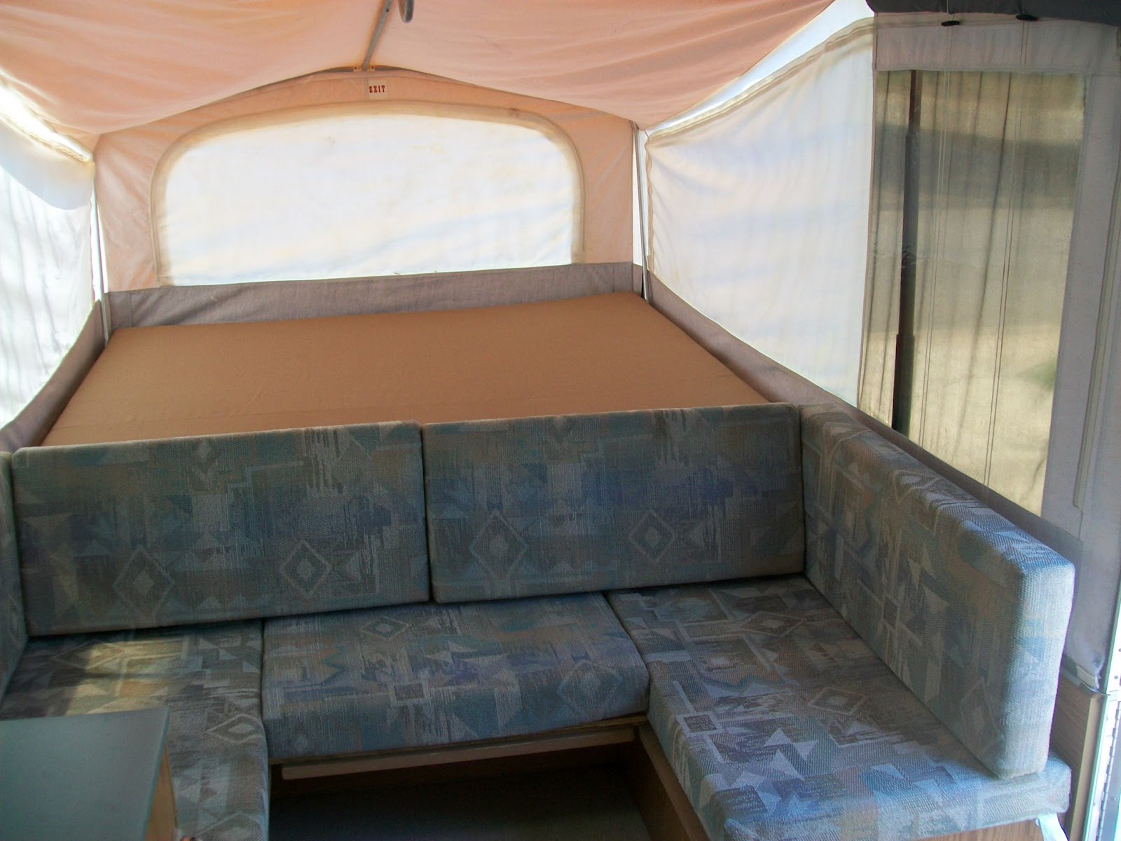 arcelife-styles-pop-up-camper