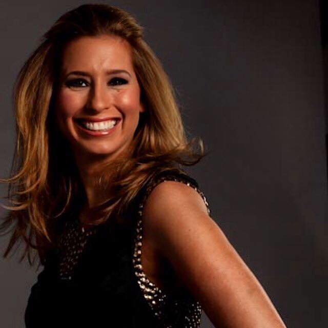 Stephanie Abrams - Beautiful Face and Legs