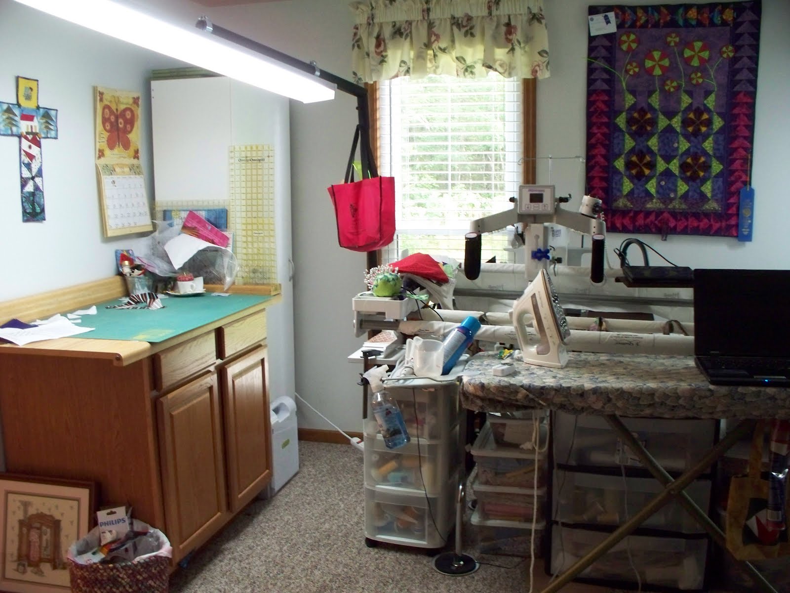 Frog Quilter: Quilt Room Re-organization