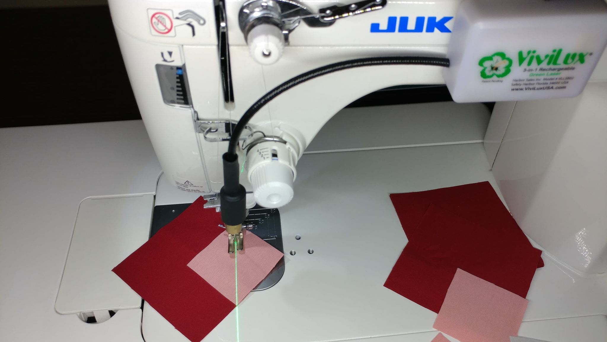 Slice of Pi Quilts: Rose Garden - A FREE Quilt Block Pattern!