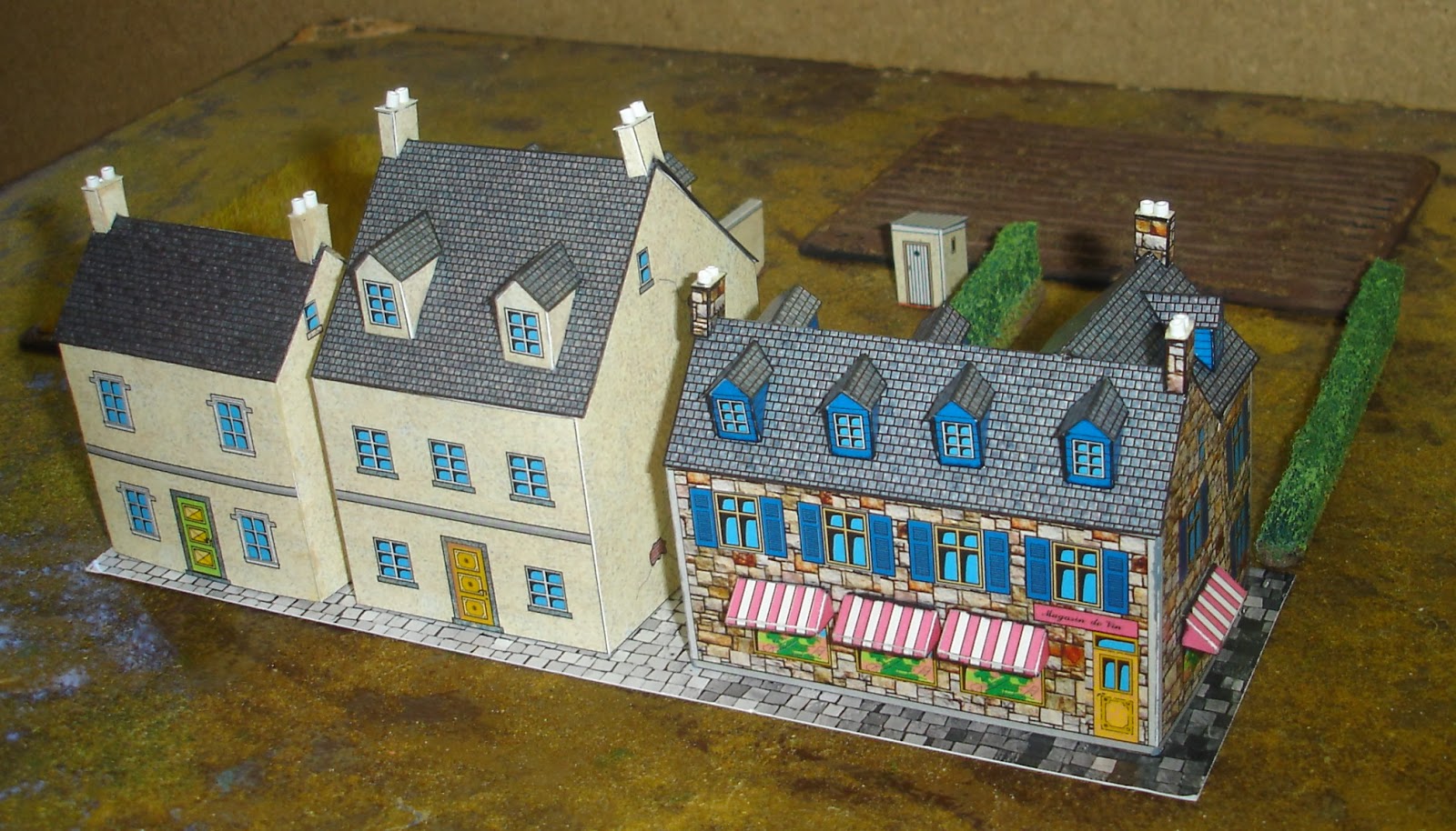 One Sided Miniature Wargaming Discourse: Paper Terrain - European ...