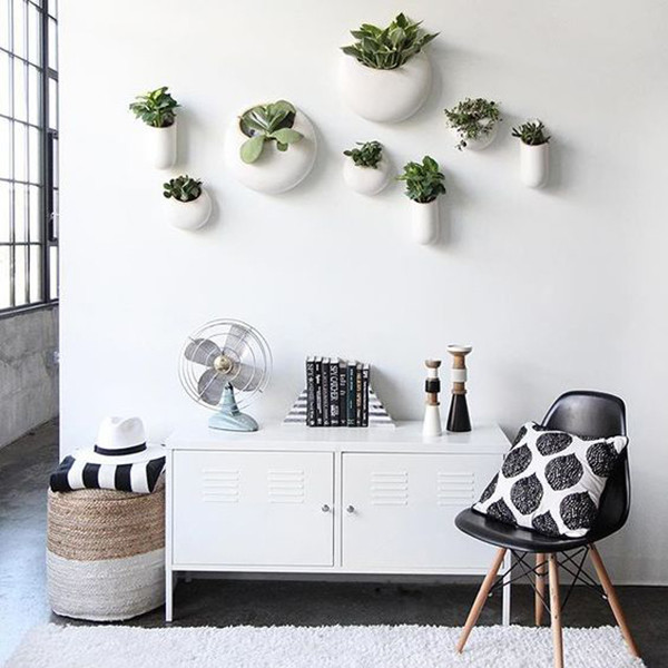 Mommy Suburbia: 10 Fabulous Gallery Wall Display Ideas For Your Home