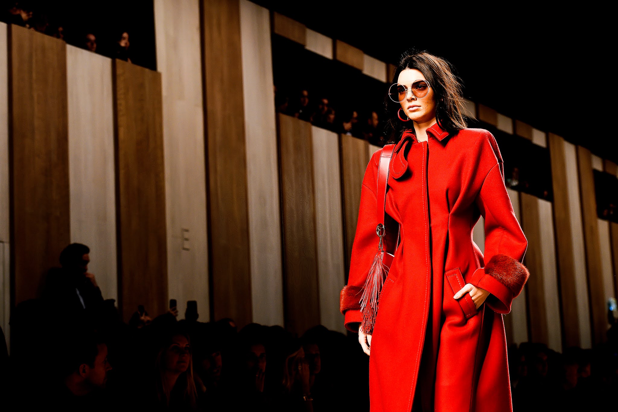 Fendi FW 17 Fashion Show | Kendall Jenner Fans Page