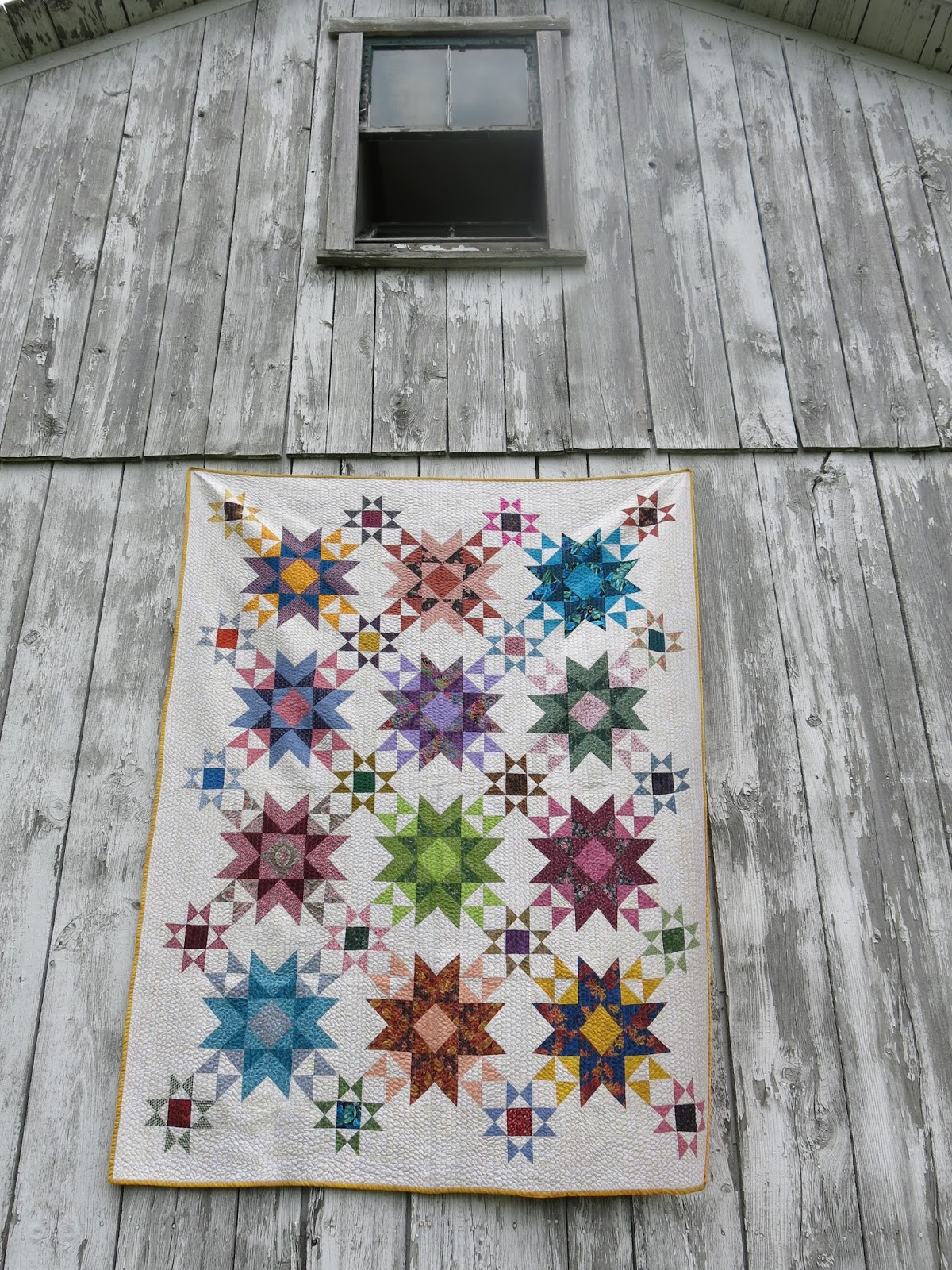 Miss Andrea Quilts: Aunt Joan's Wyoming Star Quilt