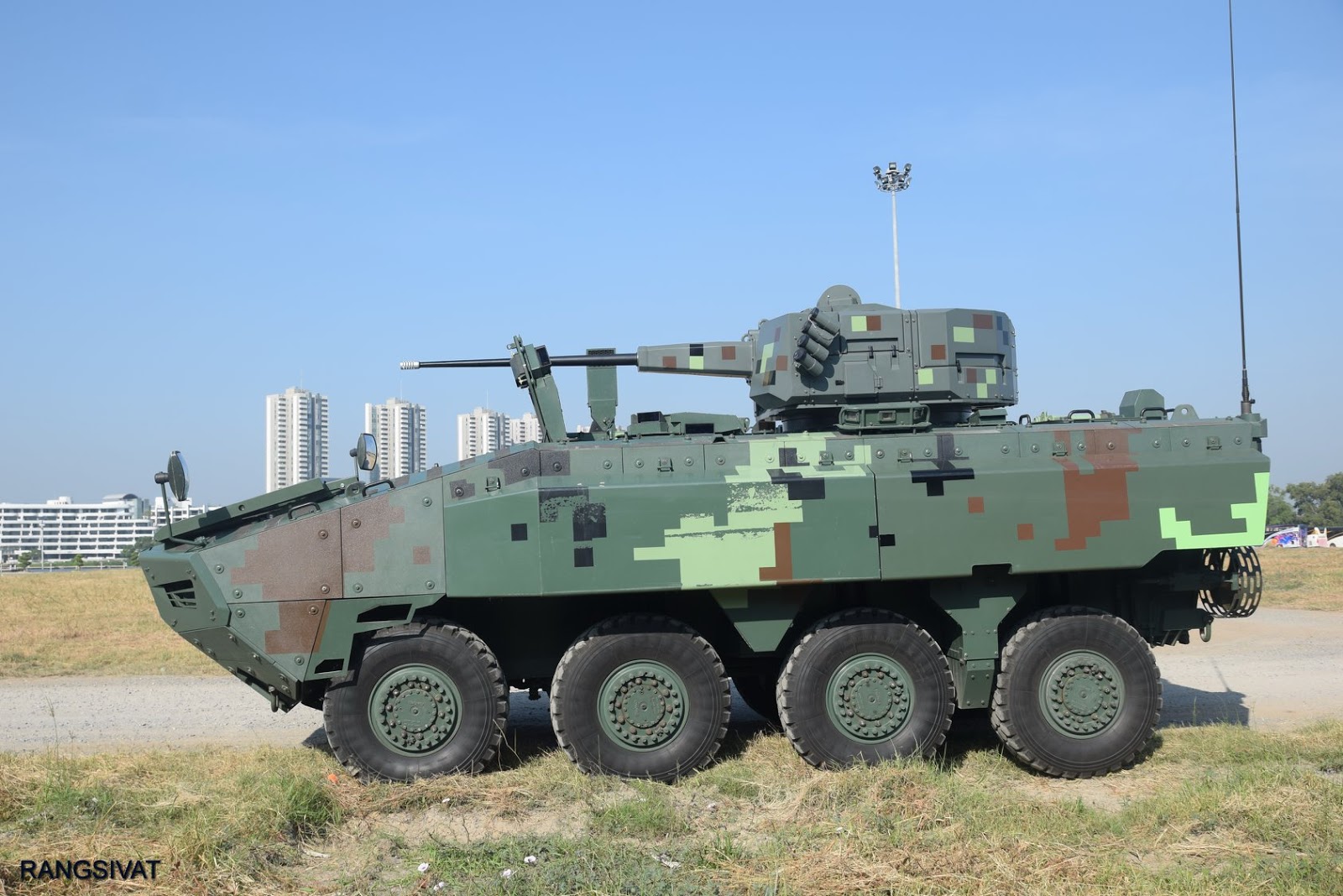 AAG_th บันทึกประจำวัน: Defense & Security 2019: DTI ไทยเปิดตัวยานเกราะ ...