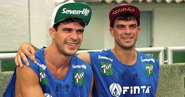 Télvio - O irmão gêmeo de Túlio Maravilha ~ O Curioso do Futebol