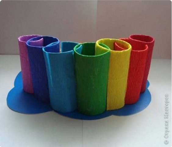 DIY Rainbow Desk Organizer from Toilet Paper Rolls - The Idea King