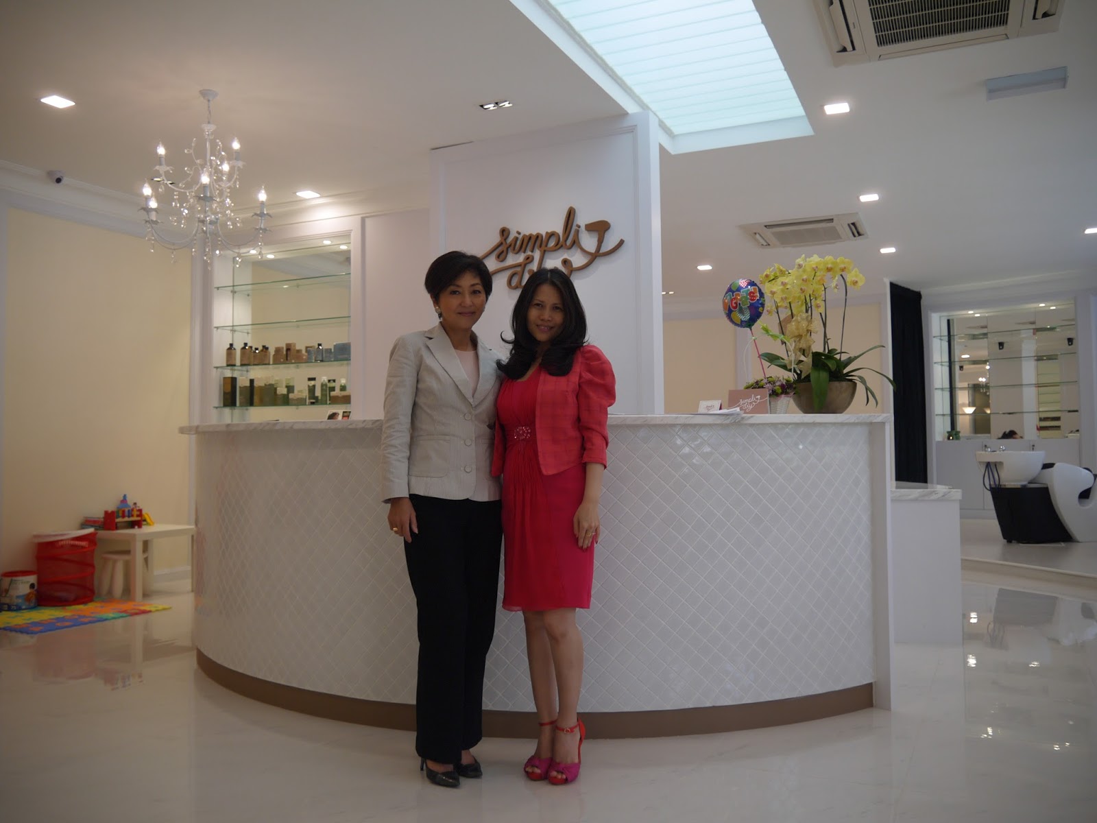 EVERGREEN LOVE: Simpli Dry – The Blow Dry Bar In Batai Village ...