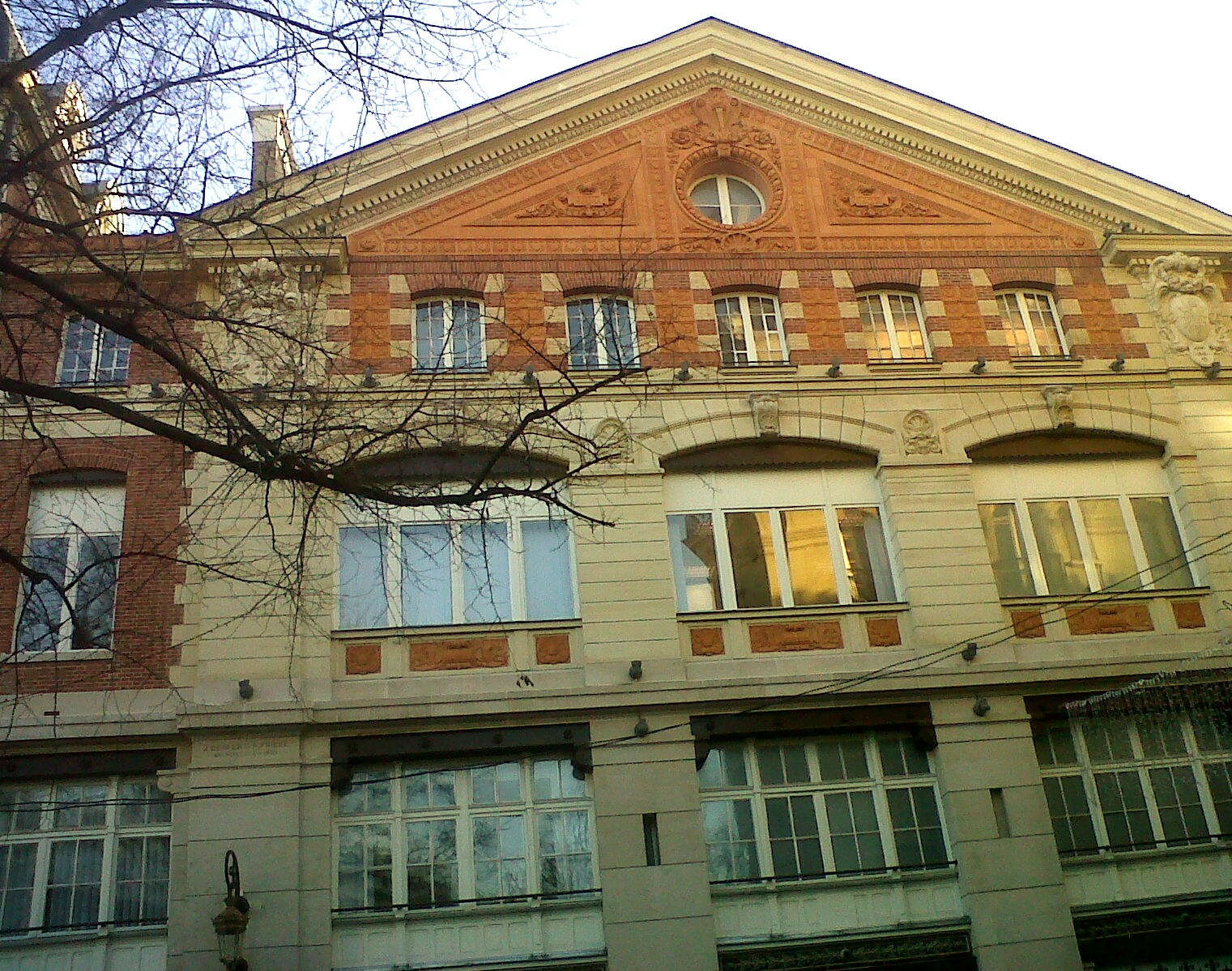 Des usines à Paris: L'usine électrique de la rue des Dames