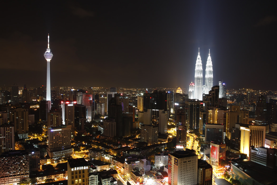 THE GALAXY: KL Night Scene