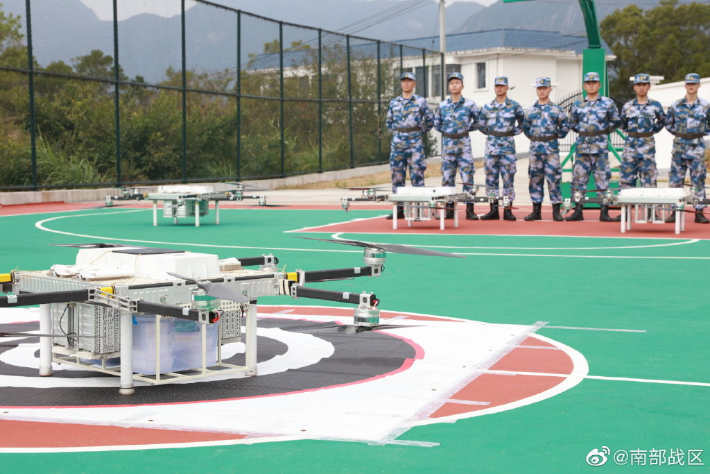 China Defense Blog: China Navy of Southern Theater Command supplies ...