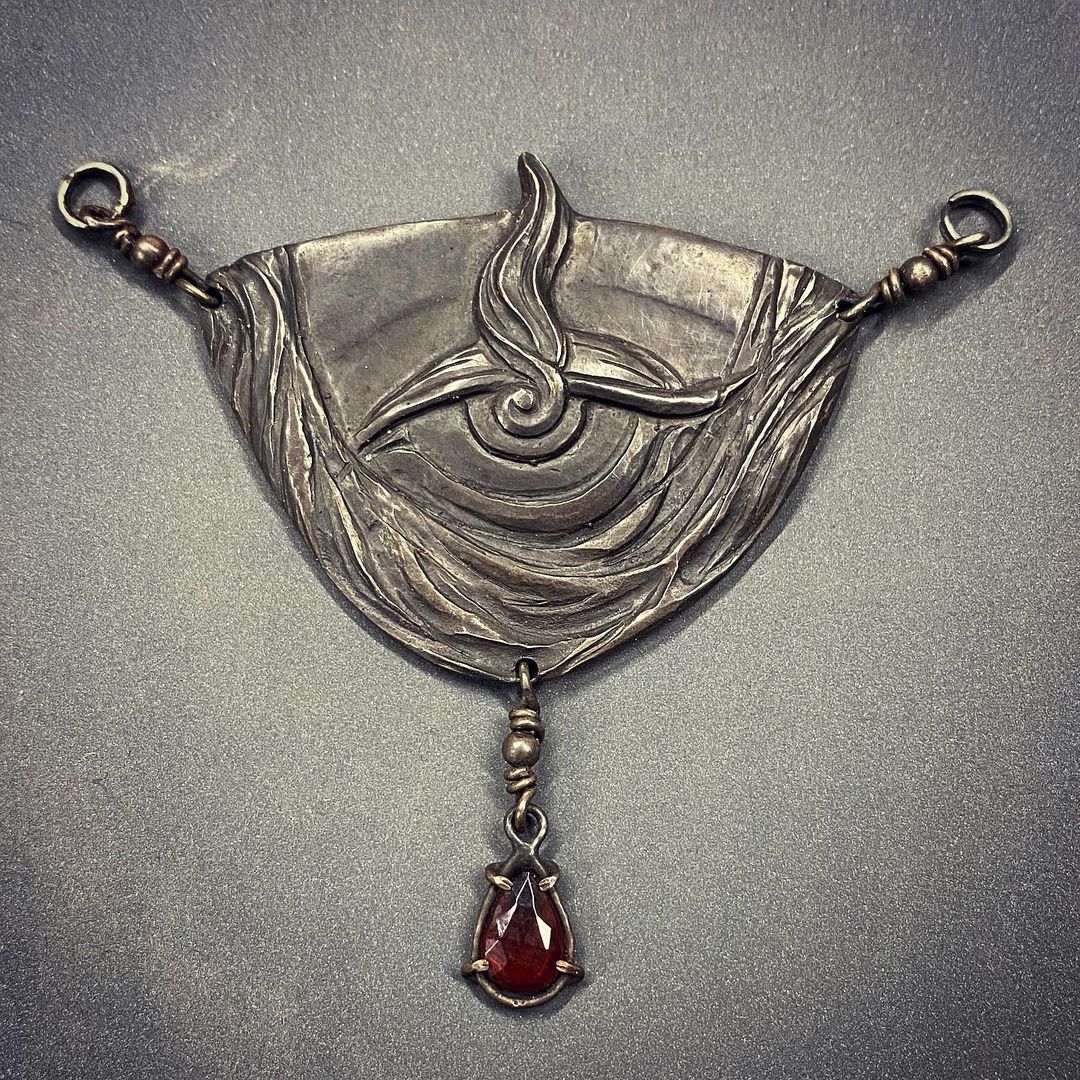 Propnomicon: Silver Amulet of the Eye