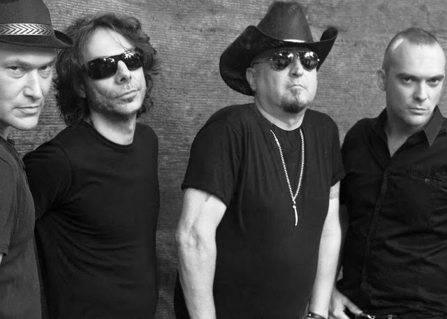 DISCOS PARA EL RECUERDO : LOS REBELDES