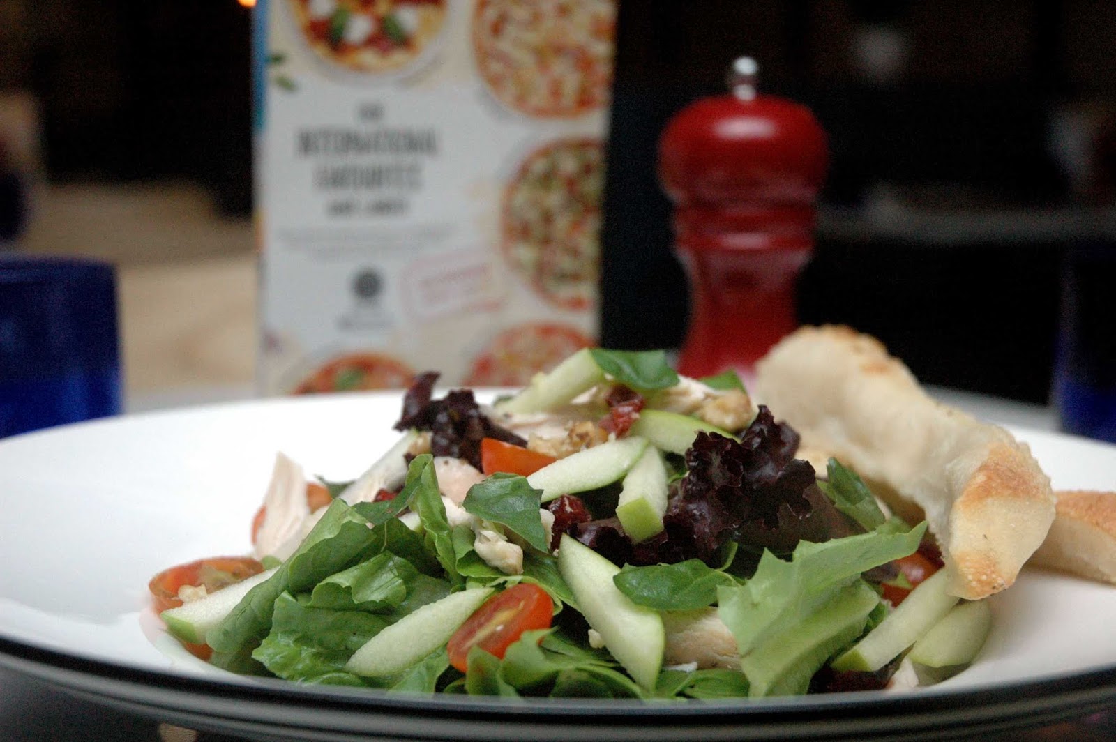 DUDE FOR FOOD: Express from the UK: PizzaExpress Philippines Opens ...