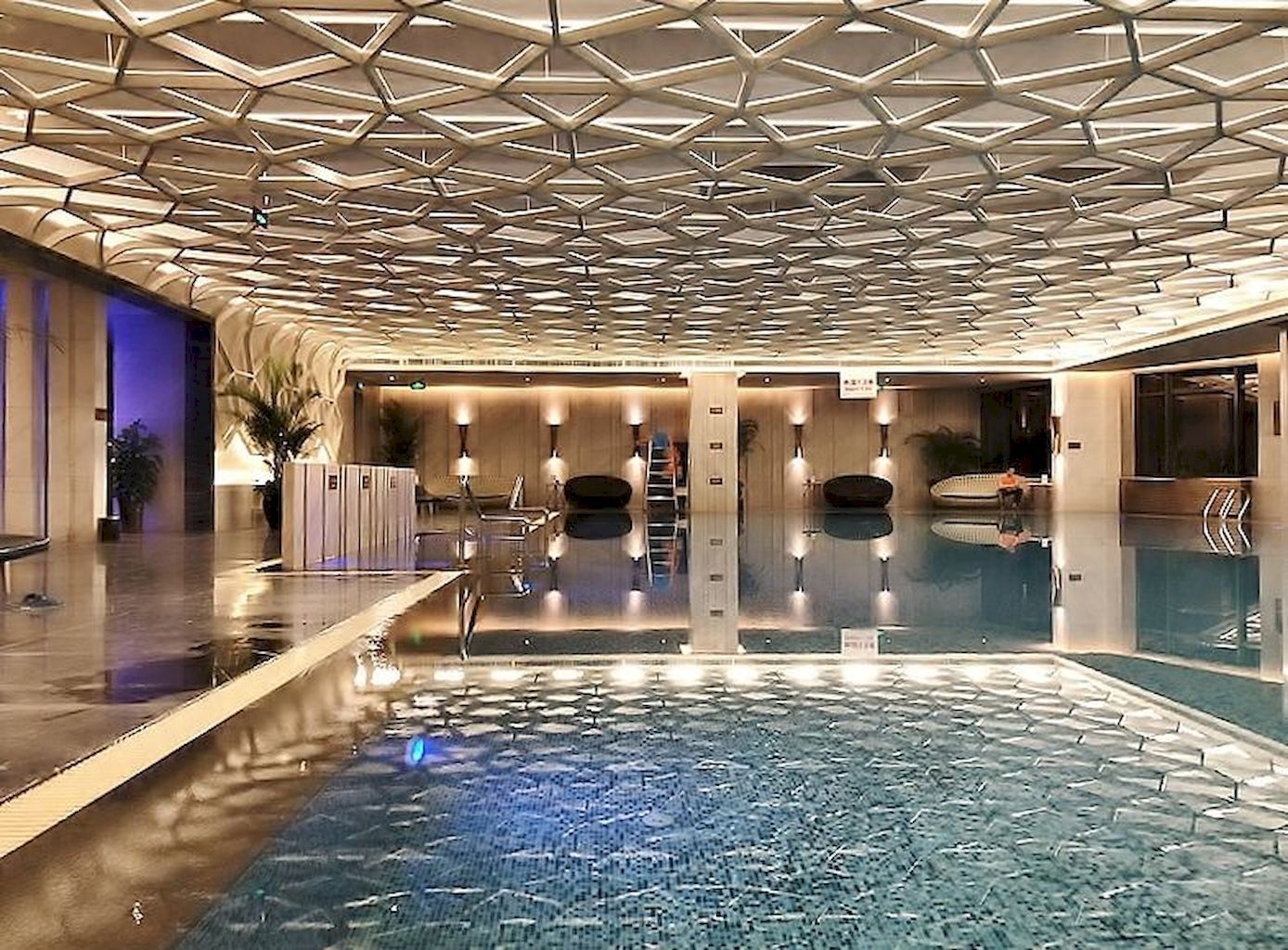 63 Fantastic Pool Lights To Beautify The Nighttime Atmosphere | ARA HOME