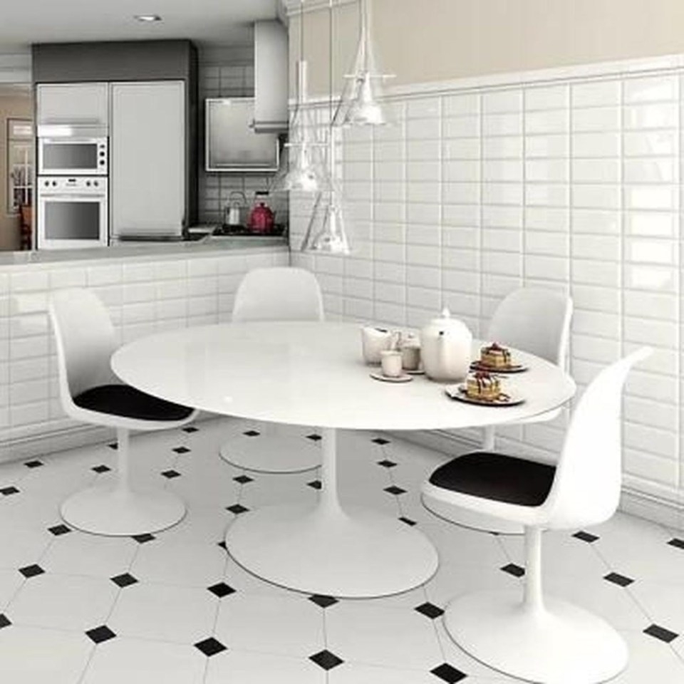 34 Ceramic Tile Floor Ideas That Inspire To Beautify Your Home | ARA HOME
