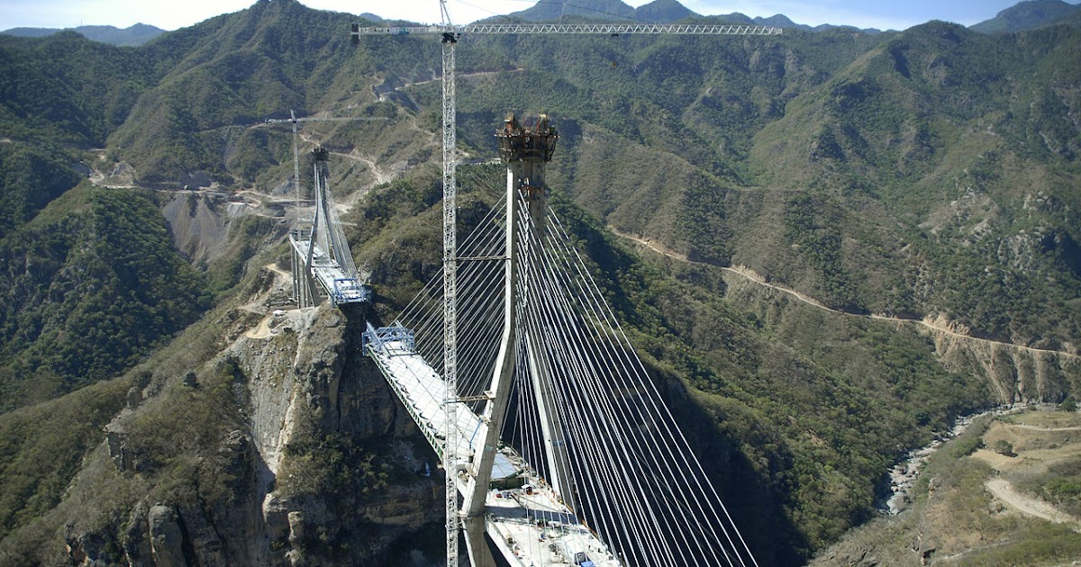 MUROMOL: Puente Baluarte