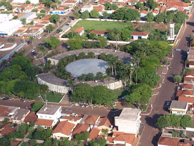 VIAGEM, TURISMO E AVENTURAS POR LUGARES INCRÍVEIS : QUIRINÓPOLIS ...