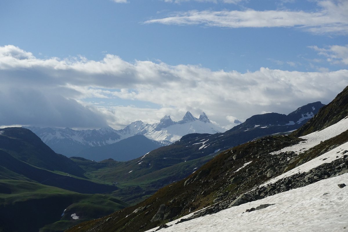 Sur les chemins d'une Terre ronde: La cime du Sambuis (2734)