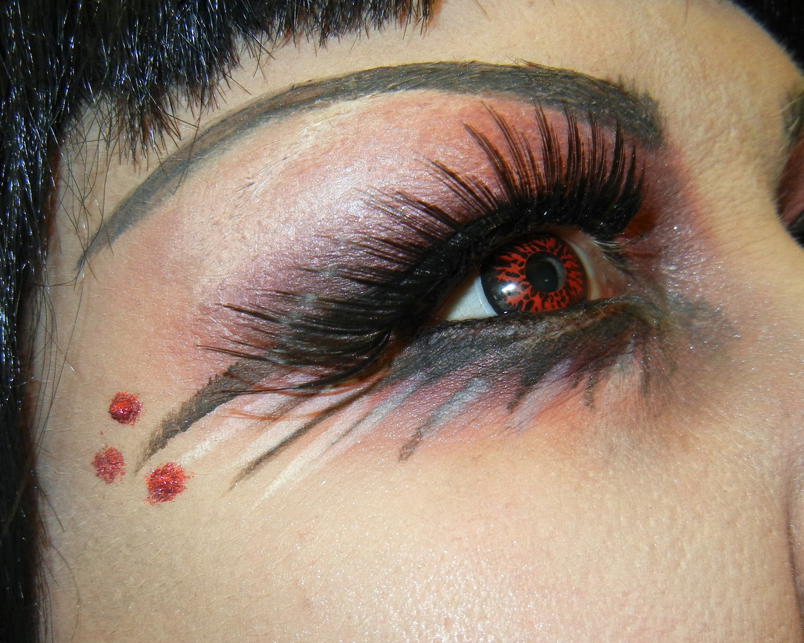 Costumes Ideas: Vampires, from ancient decades to forever