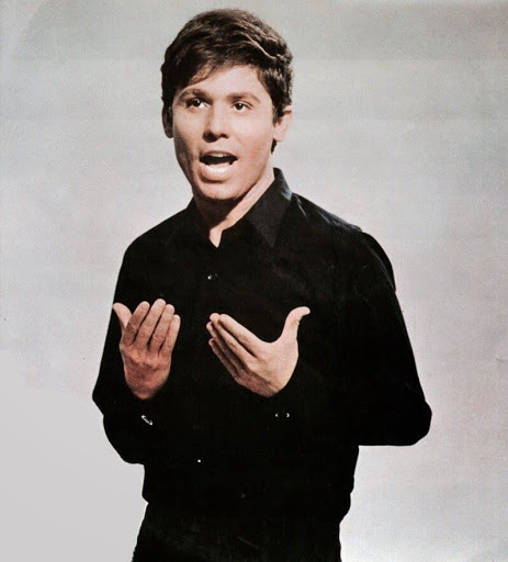 Hoy cumple 77 años el cantante Raphael | Long Play 80