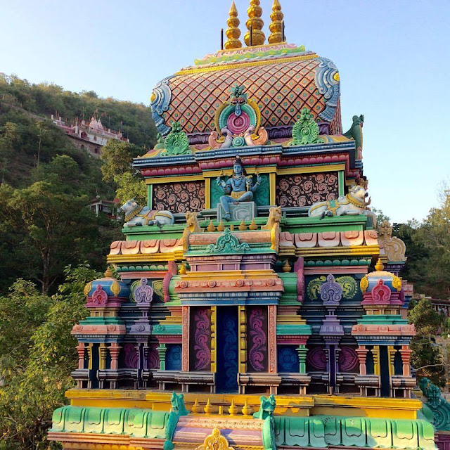 Hindu Temples of India: Neelkanth Mahadev Temple, Rishikesh, Uttarakhand