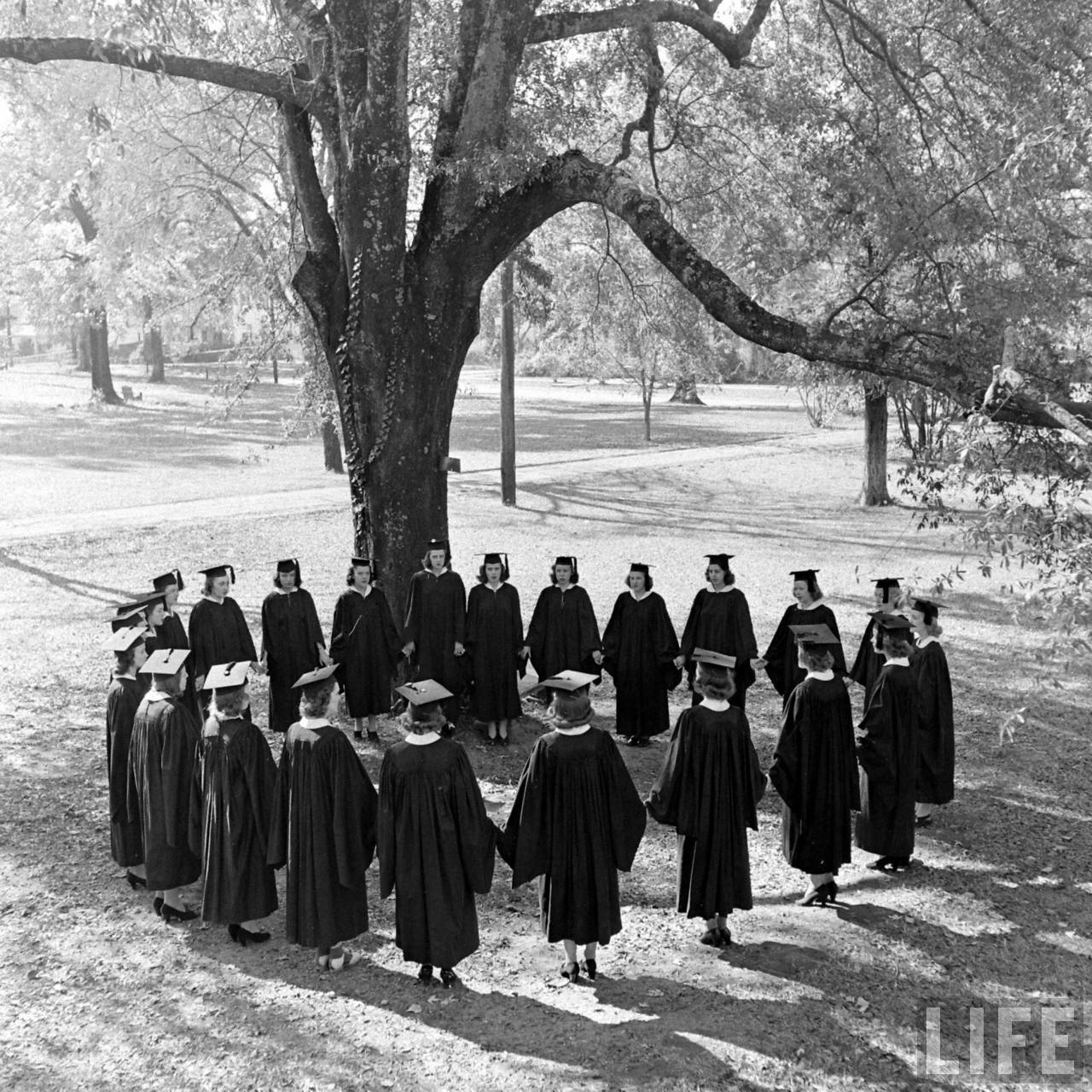 “We Are Judson Girls” – 45 Candid Photographs That Capture Everyday ...