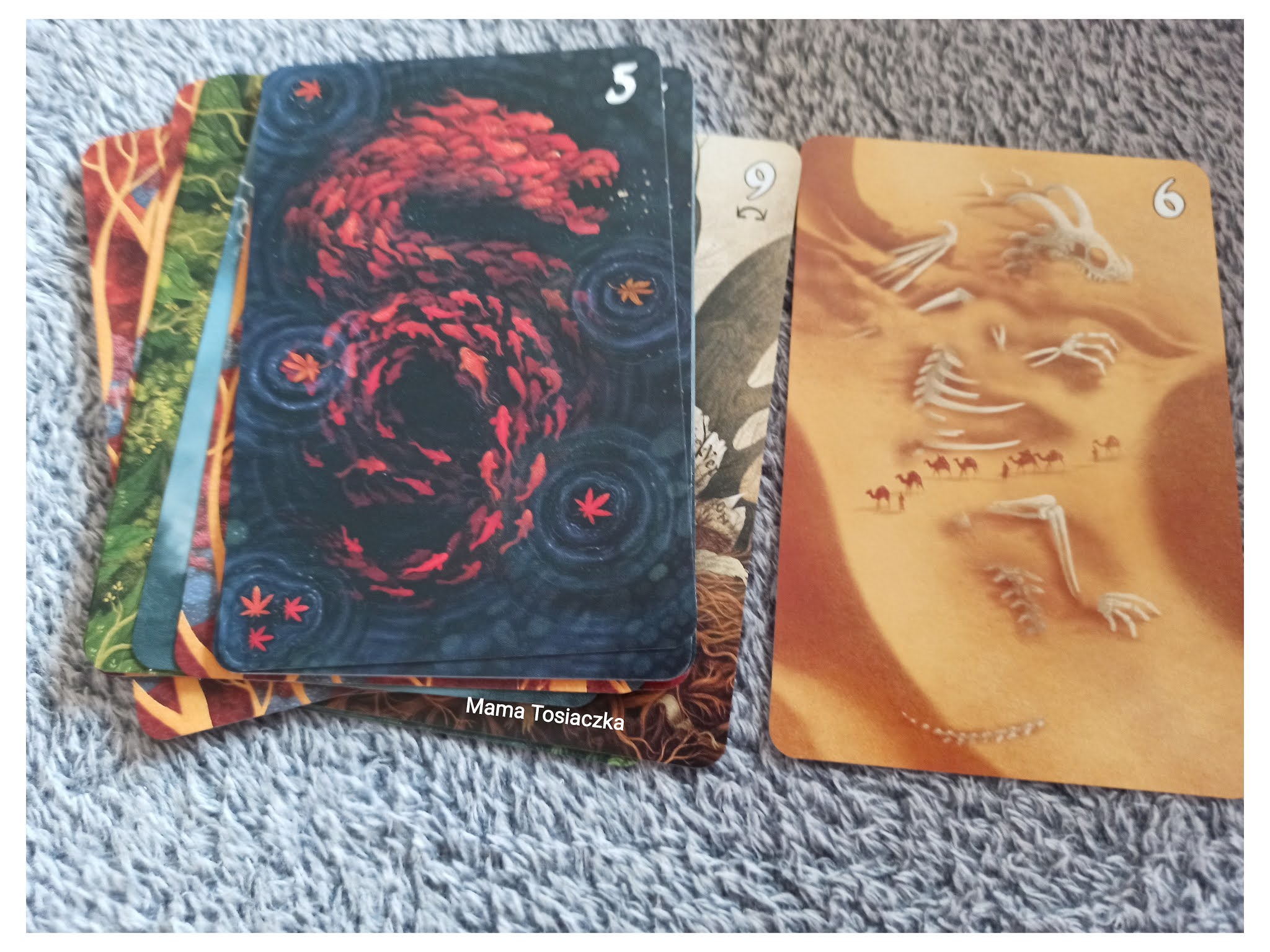 "Smoki" - gra karciana od Naszej Księgarni