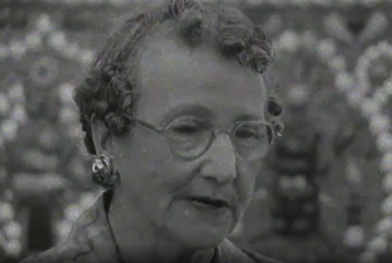 Outsider Environments Europe: David and Mary Foley, Shell cottage