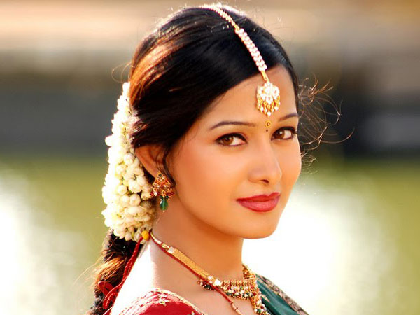 Prathika Rao Photo Shoot | Tollywoodtv