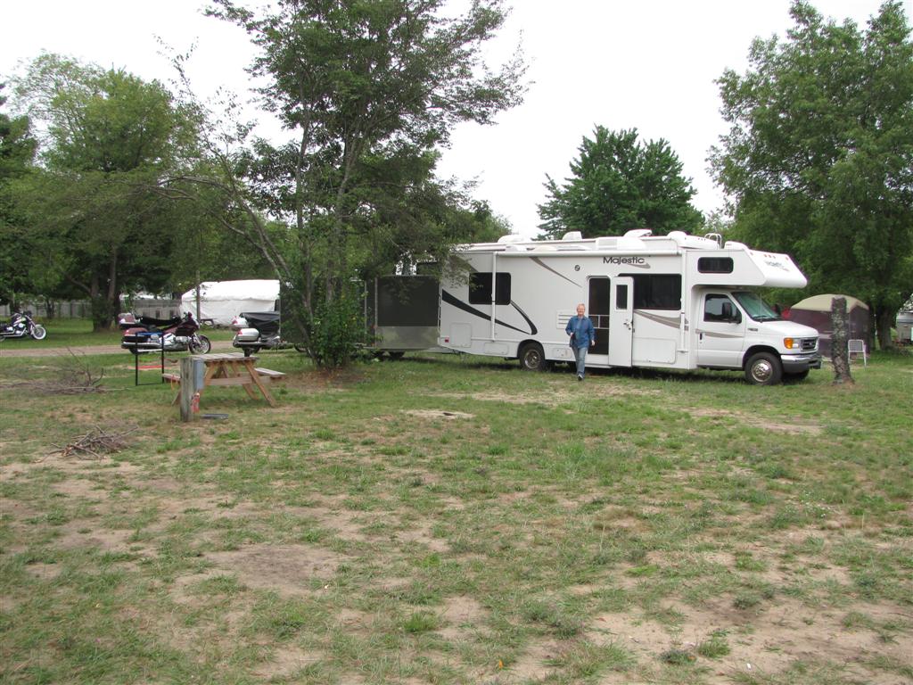 Skid and Sandy On The Road: Interlochen Michigan - Around The Campground