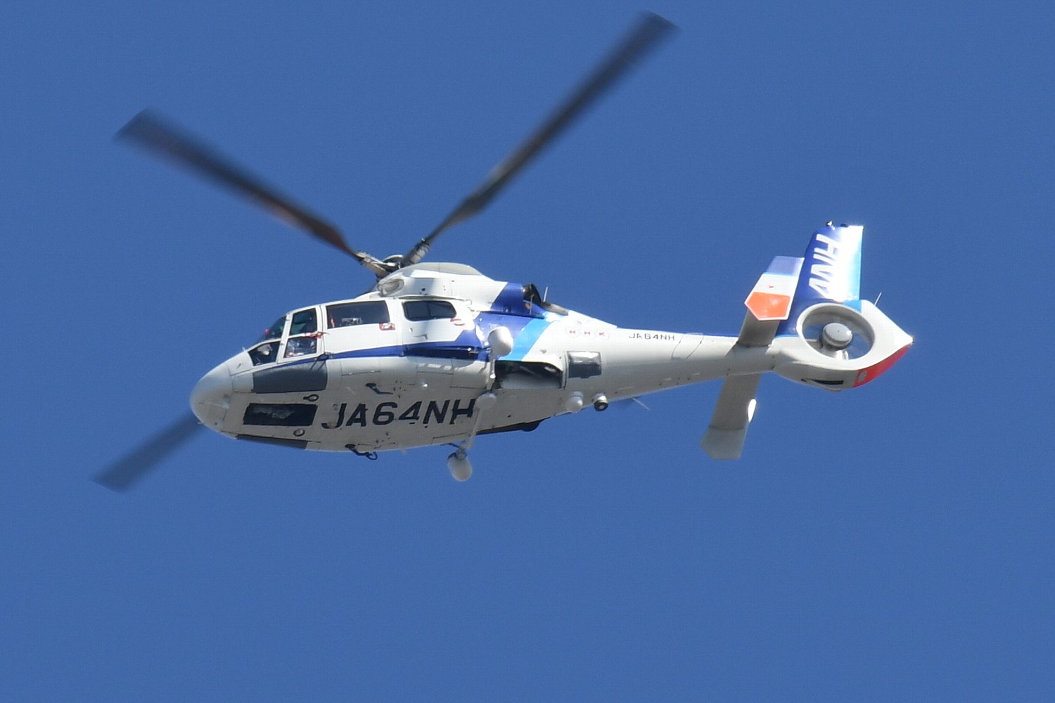 へりとりぶろぐ: 突然の聖地化