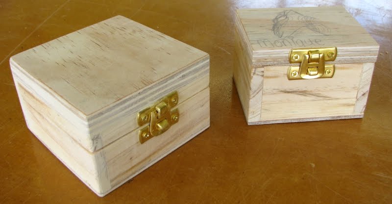 Wisdom of the Hands: small lidded box...