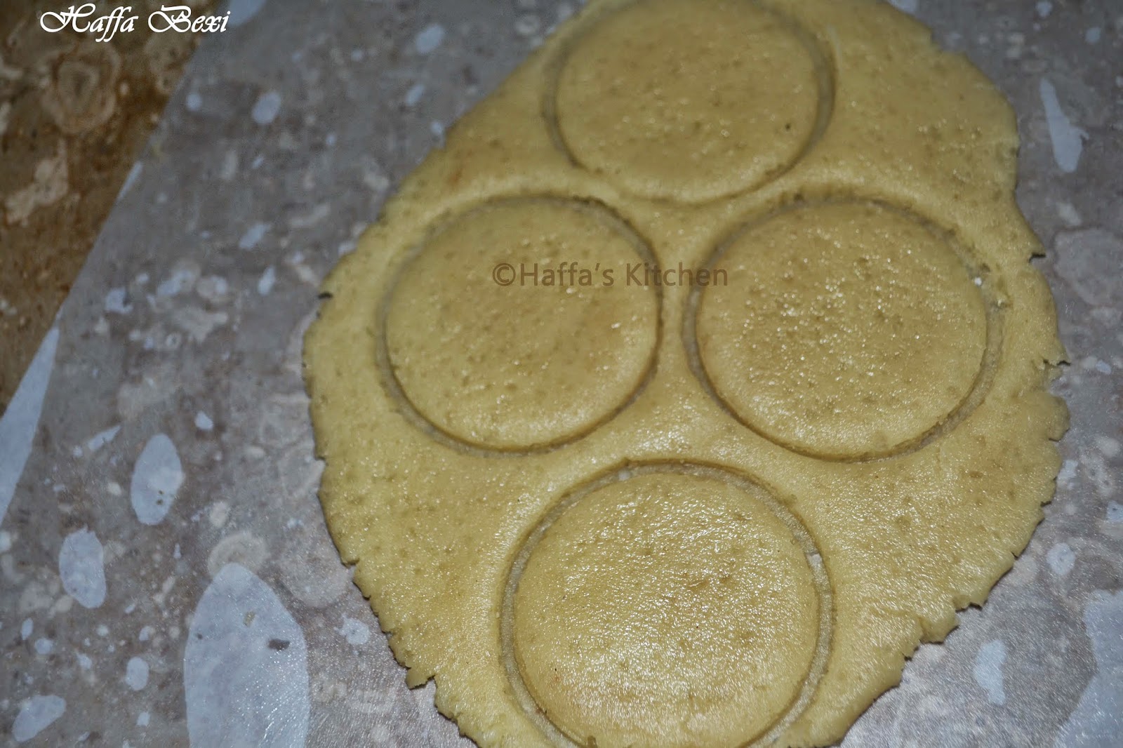 Simple Butter Cookies | Haffa's kitchen adventures