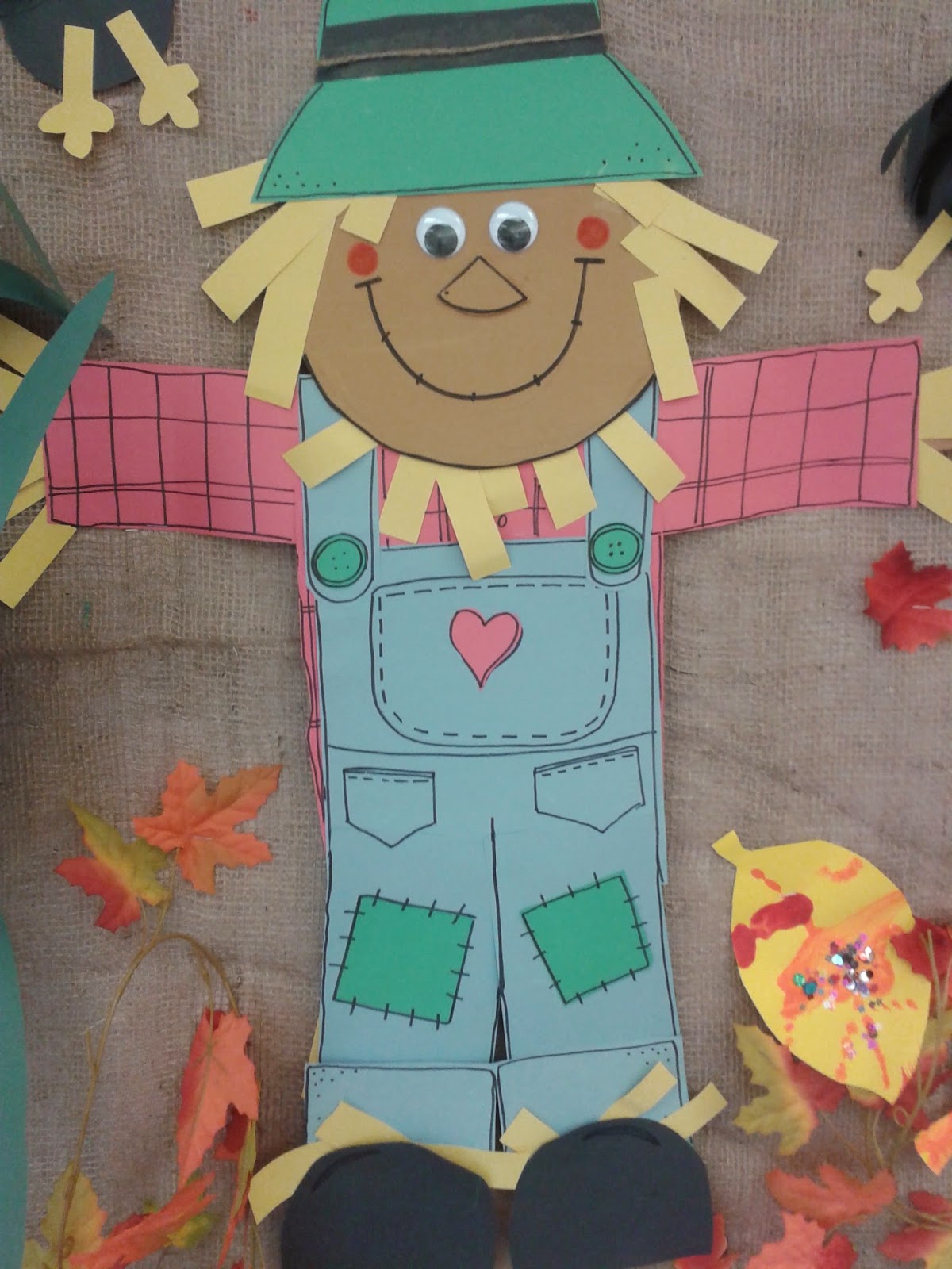 Teach Easy Resources: Fall Bulletin Board Idea and Free Crow Template