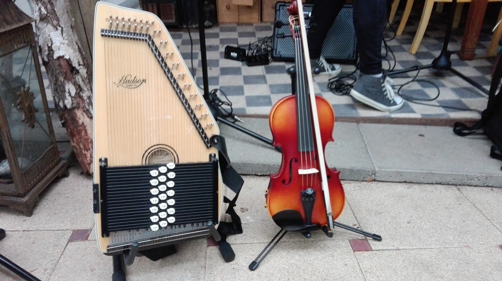 The Müller Autoharp Restoration Project: Strings 'n pins